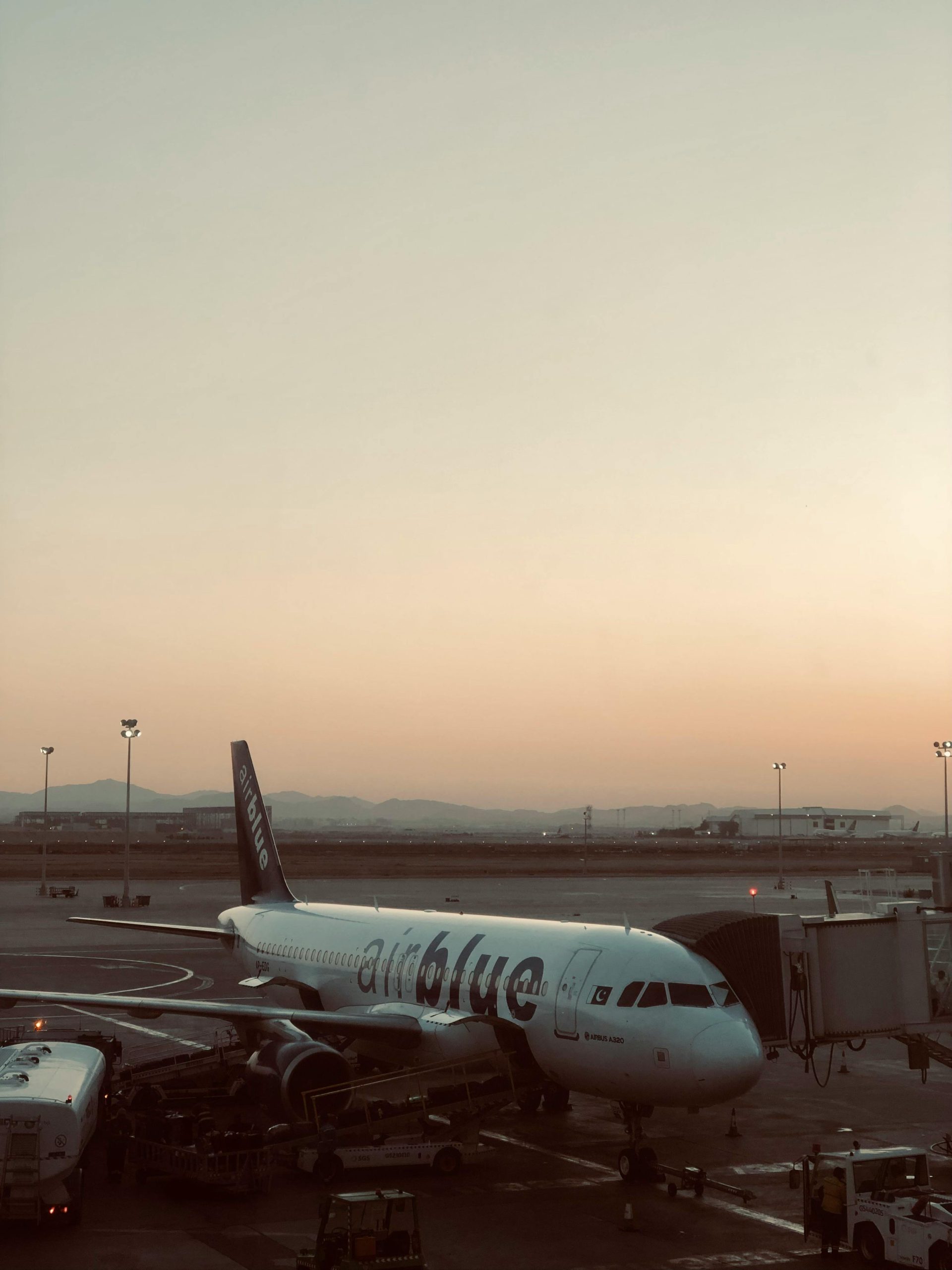 Guía Aérea (AWB): Documento Clave del Transporte Aereo - Linbis