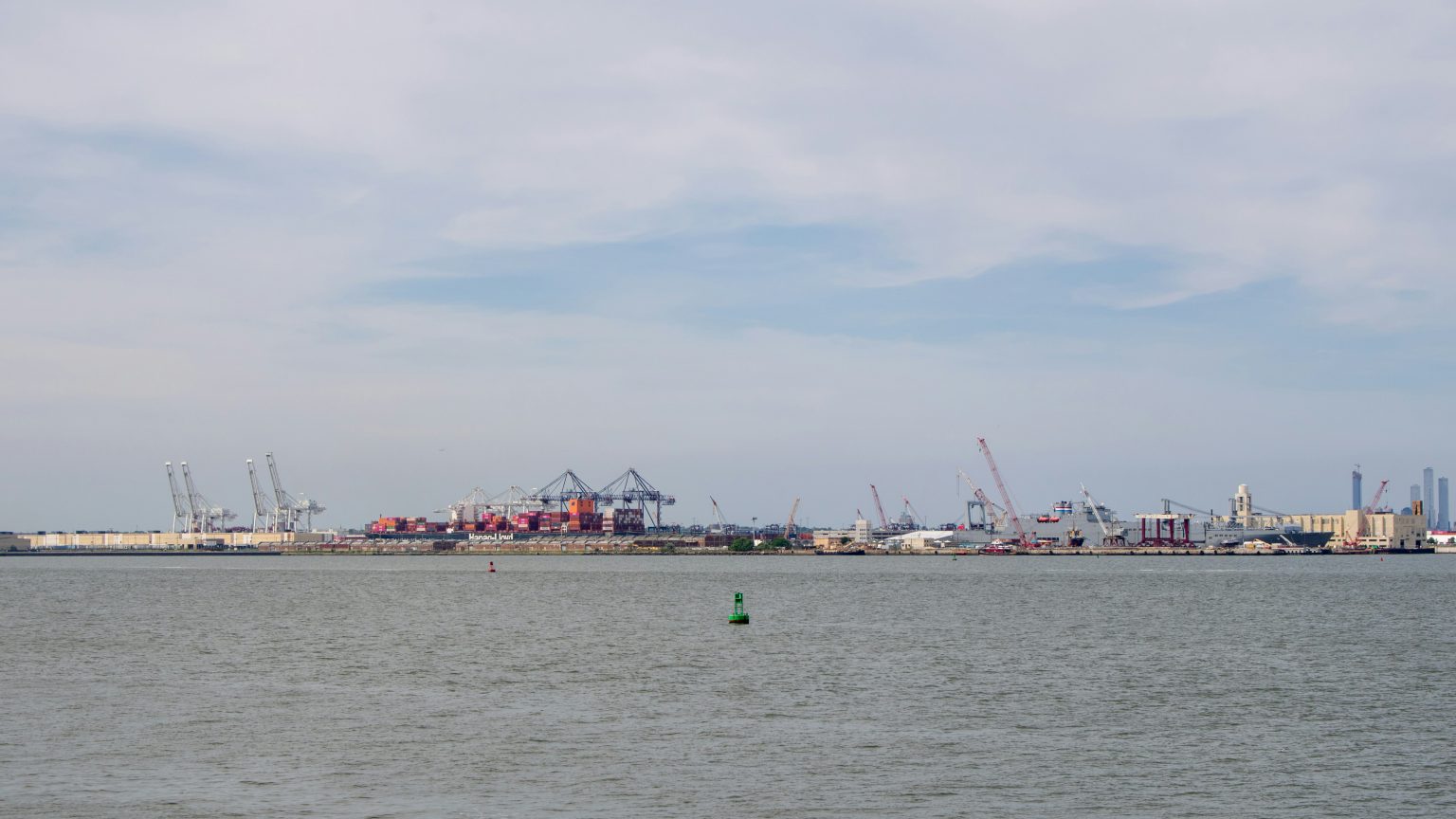 What is Net vs Gross Volume on a Container: A Comprehensive Guide to ...